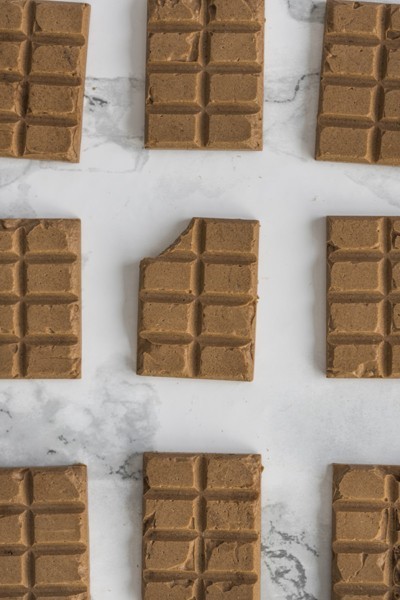 Low Carb Chocolate Bar - Keto Chocolate [VIDEO]