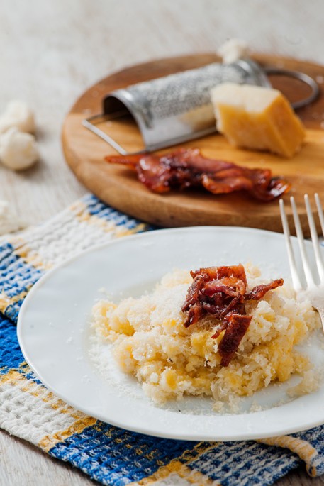 Cheesy Bacon Keto "Risotto" Recipe [VIDEO] | Tasteaholics